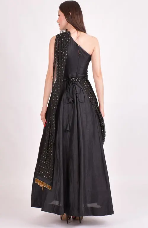 RAAS Oni One Shoulder Embroidered Saree Gown