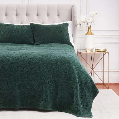 ELISABETH YORK Vela Juniper Quilt Set Bedding Collection