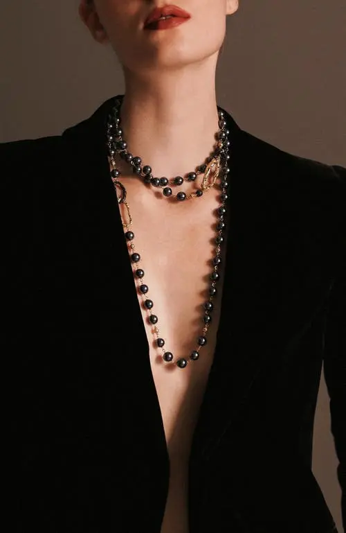 RETRO CHIC Leopard Chain Pearl Necklace - Black & Gold