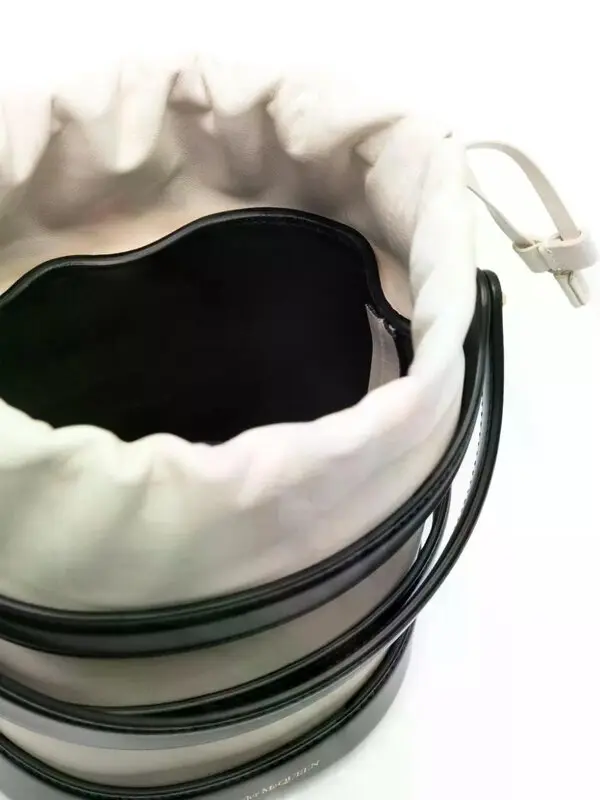 Alexander McQueen The Rise Bucket Bag - Neutrals