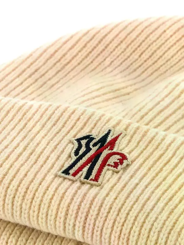 Moncler Logo-patch Beanie - Neutrals
