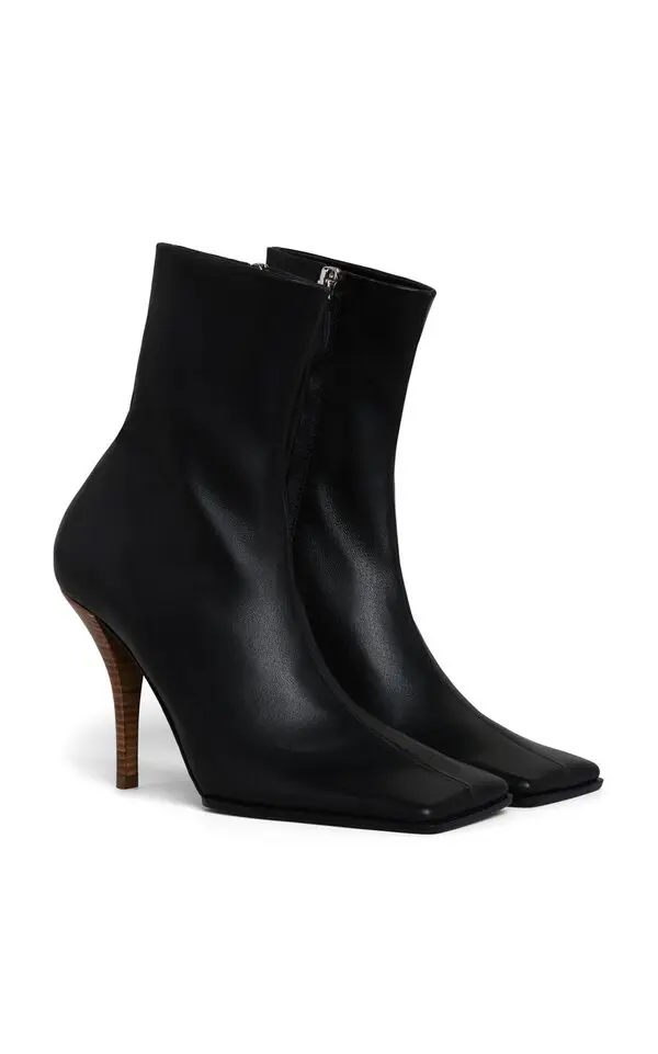 Alaïa Leather Ankle Boots - Black