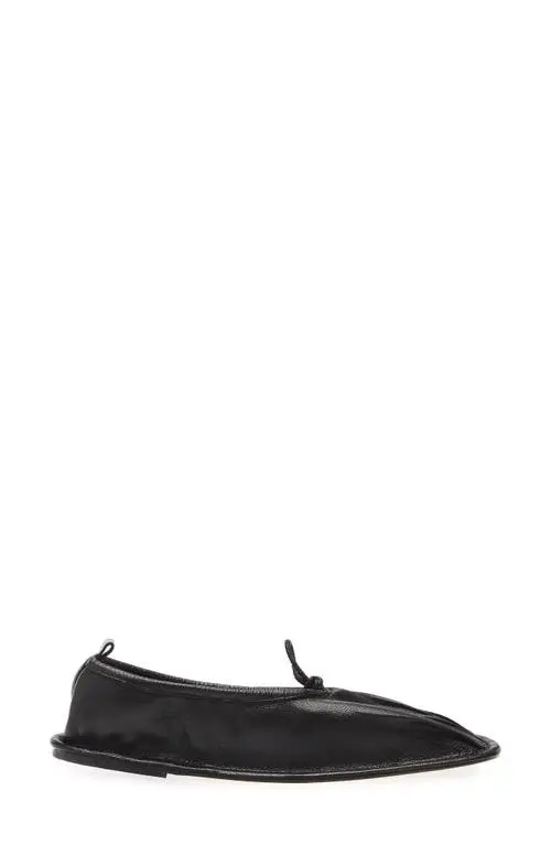 Hereu Puntera Pleated Leather Flats - Black