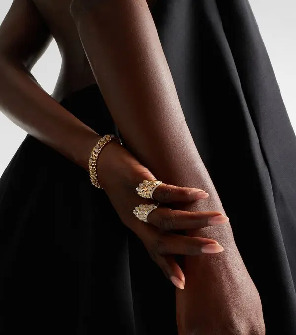 RAINBOW K Blossom Ring With Diamonds