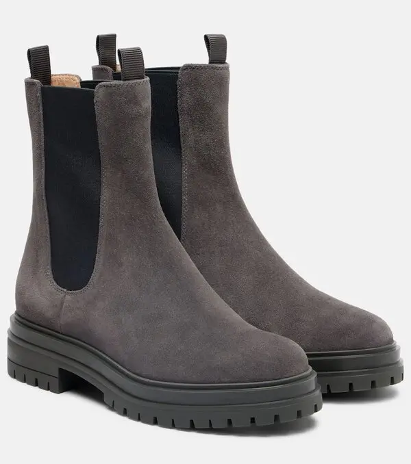 GIANVITO ROSSI Chester Suede Chelsea Boots - Grey