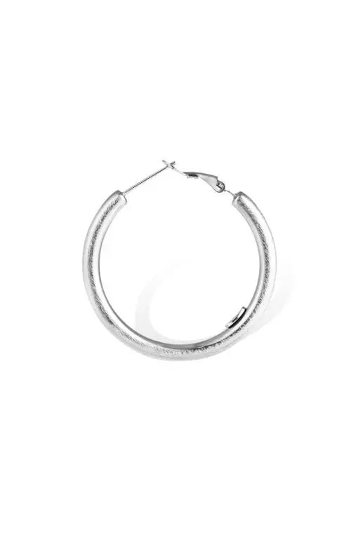 RETRO CHIC Hoop Earrings - Silver