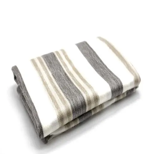 PURPLE NEST DESIGN Nawi Collection Blanket - Cream/camel