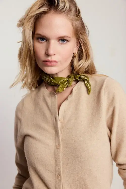 The Shirt By Rochelle Behrens Cashmere Crew Neck Sweater - Camel