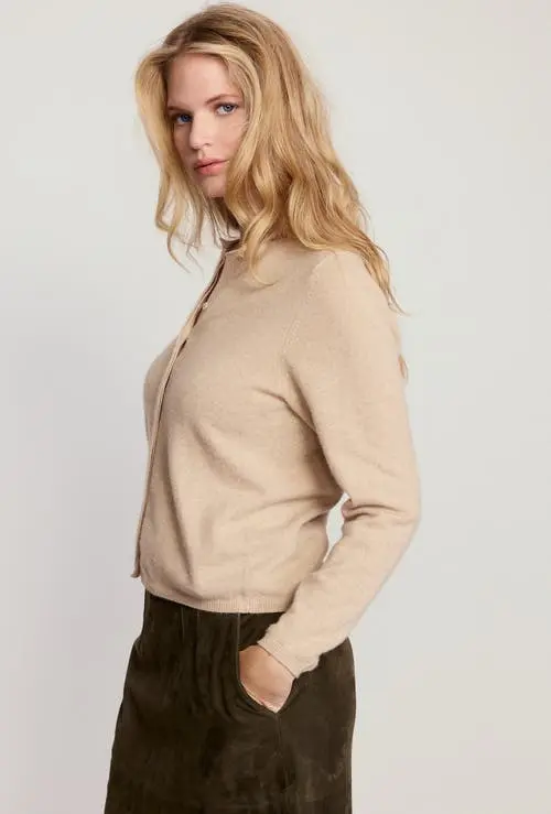 The Shirt By Rochelle Behrens Cashmere Crew Neck Sweater - Camel