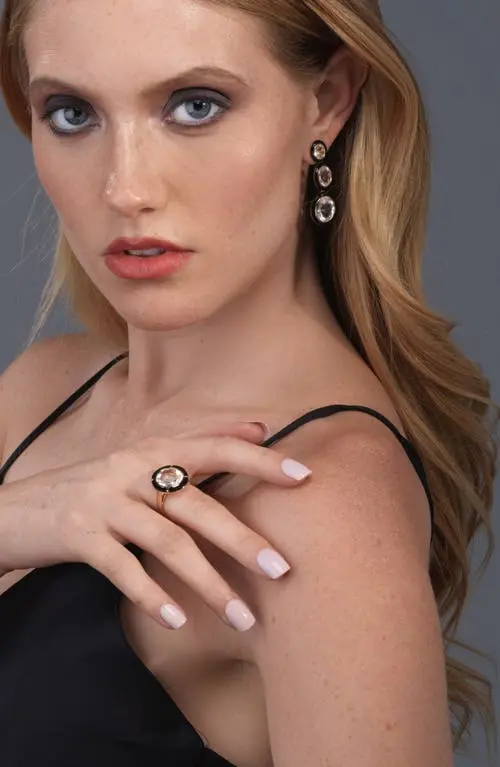 Goshwara Melange 3-tier Drop Earrings - Clear