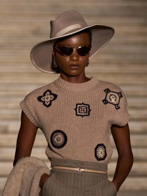 Max Mara Wool And Cashmere Cropped Sweater - Sand