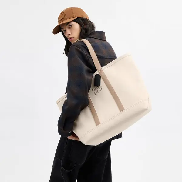 COACH Utility Tote Bag - Natural