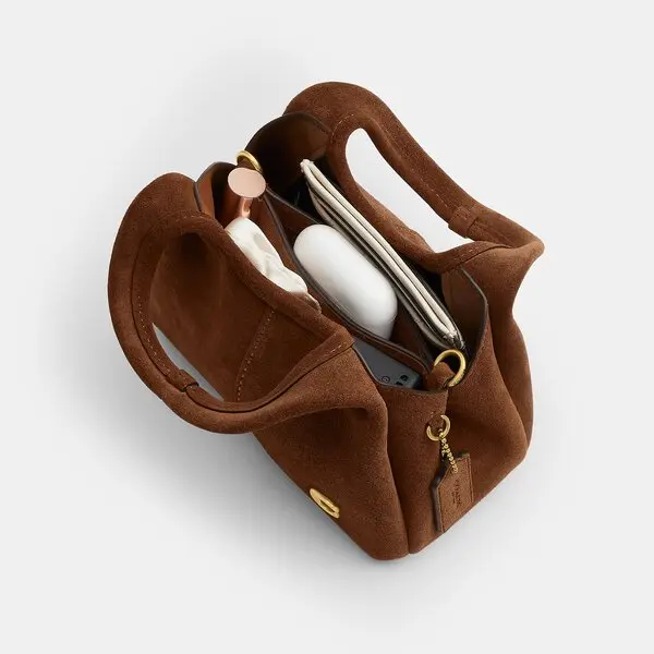 COACH Lana Shoulder Bag 19 - Brass/warm Brown