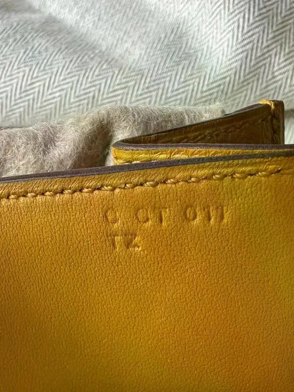 Hermès 2002 Evercolor Shoulder Bag - Yellow