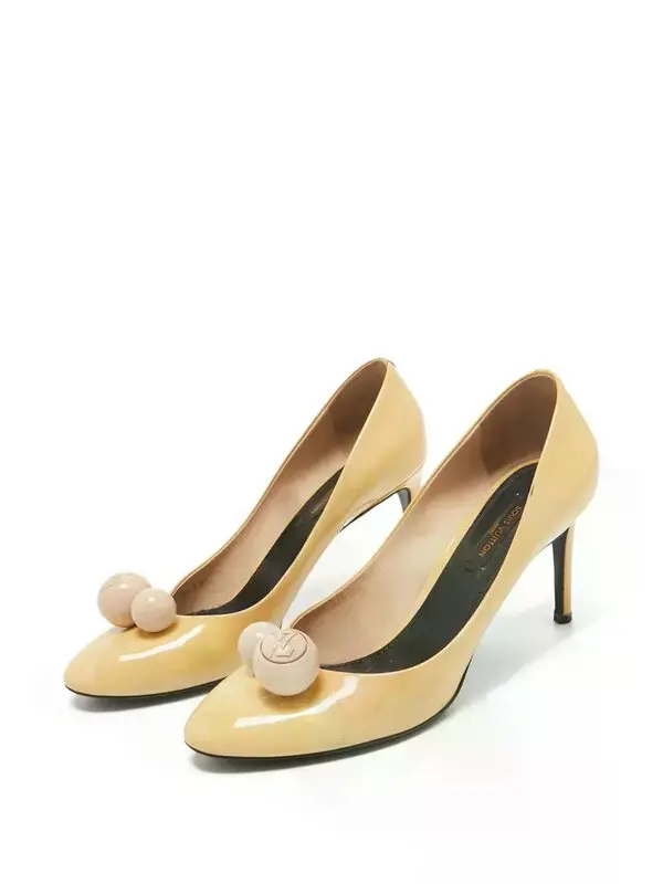 LOUIS VUITTON Logo-beads Pumps