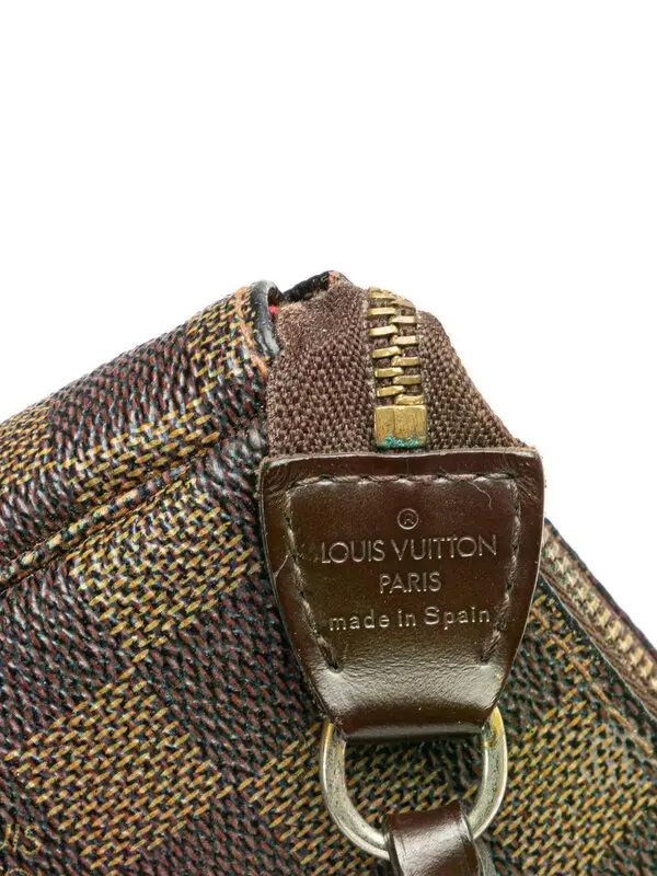 LOUIS VUITTON 2006 Damier Ebene Pochette Accessoires - Brown