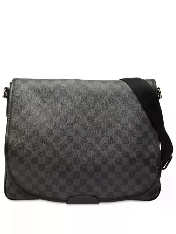 LOUIS VUITTON 2008 Damier Graphite Daniel Gm Crossbody Bag - Black