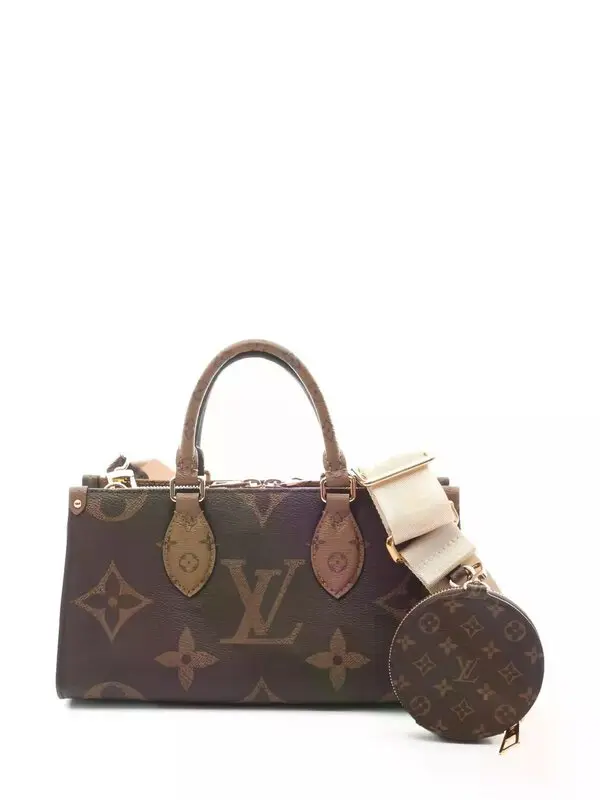 LOUIS VUITTON 2021 Onthego East West Monogram Tote Bag - Brown
