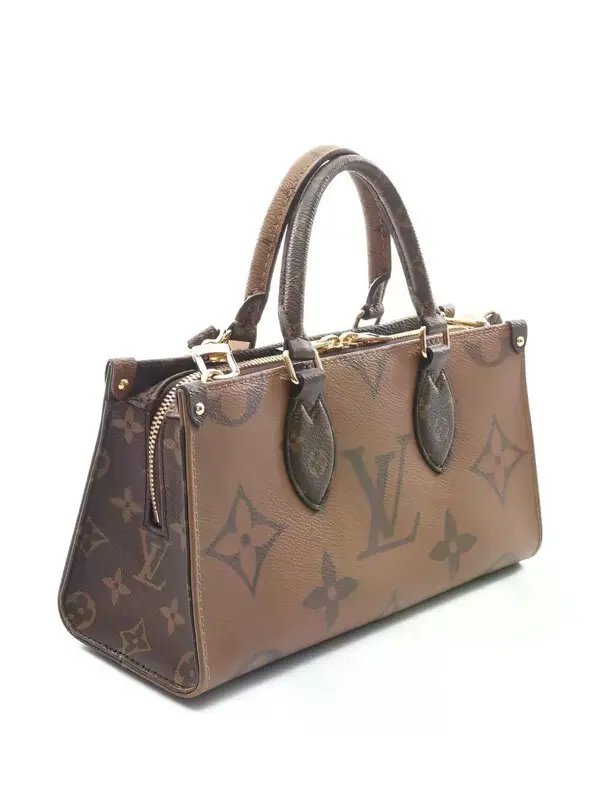 LOUIS VUITTON 2021 Onthego East West Monogram Tote Bag - Brown