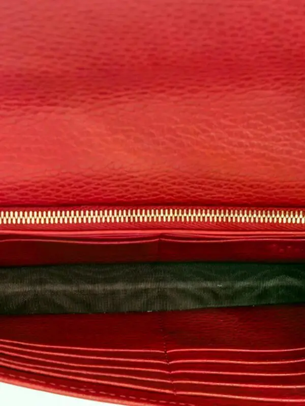 Gucci Leather Interlocking G Wallet On Chain - Red