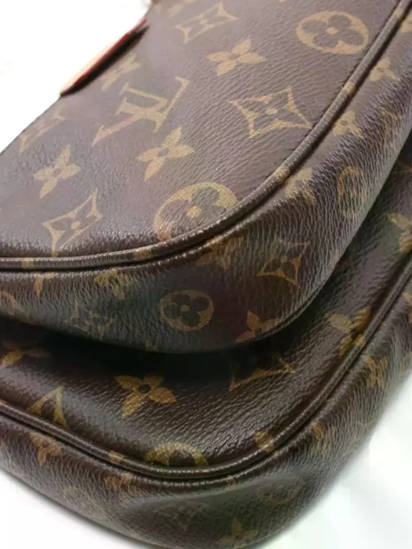 LOUIS VUITTON Monogram Canvas Crossbody Bag