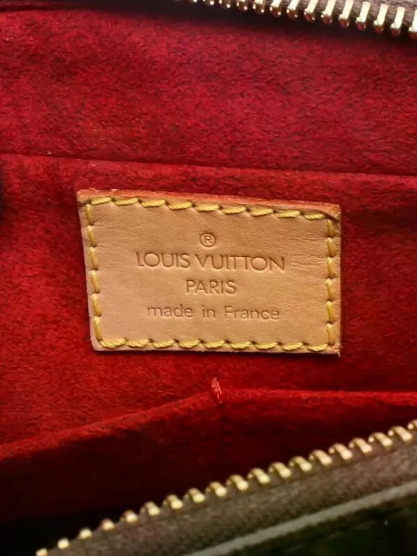 LOUIS VUITTON 2004 Monogram Shoulder Bag
