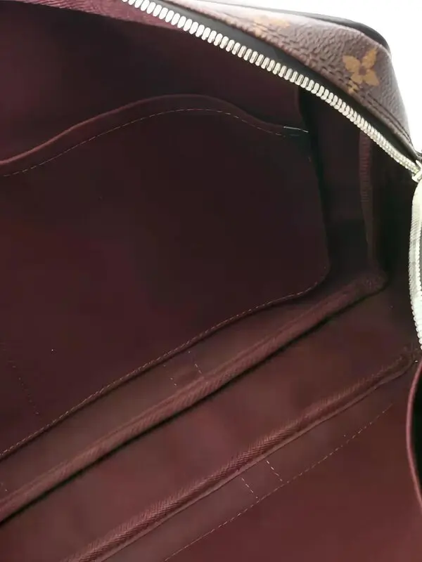 LOUIS VUITTON Porte-documents Voyage Pm Briefcase