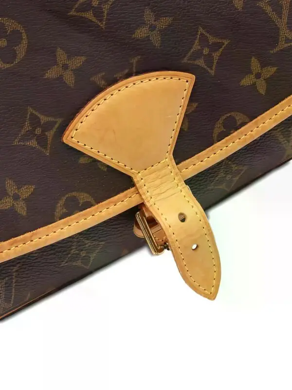LOUIS VUITTON 2002 Sologne Monogram Shoulder Bag