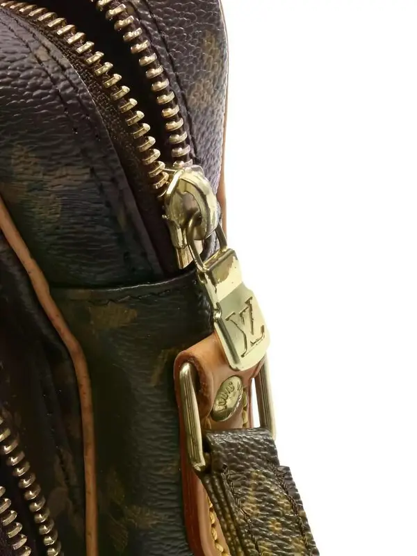 LOUIS VUITTON 2004 Monogram Amazon Crossbody Bag