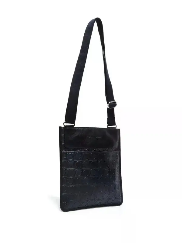 FERRAGAMO 1990-2010s Gancino Shoulder Bag