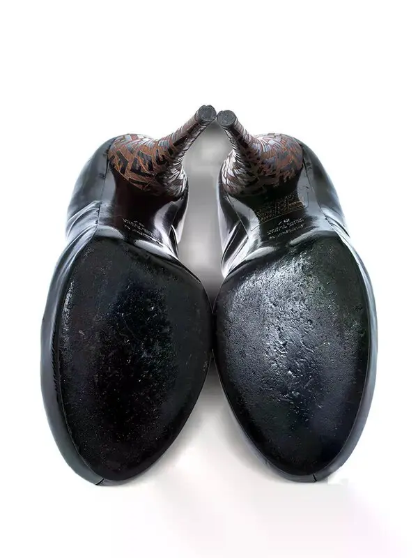 Fendi Patent Leather Ff Logo Stiletto Pumps