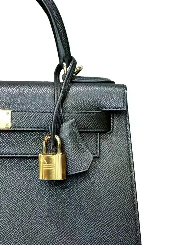 Hermès 2024 Kelly Sellier 28 Handbag - Black