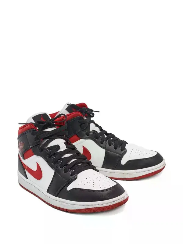 Nike Air Jordan 1 Lace-up Sneakers - Black