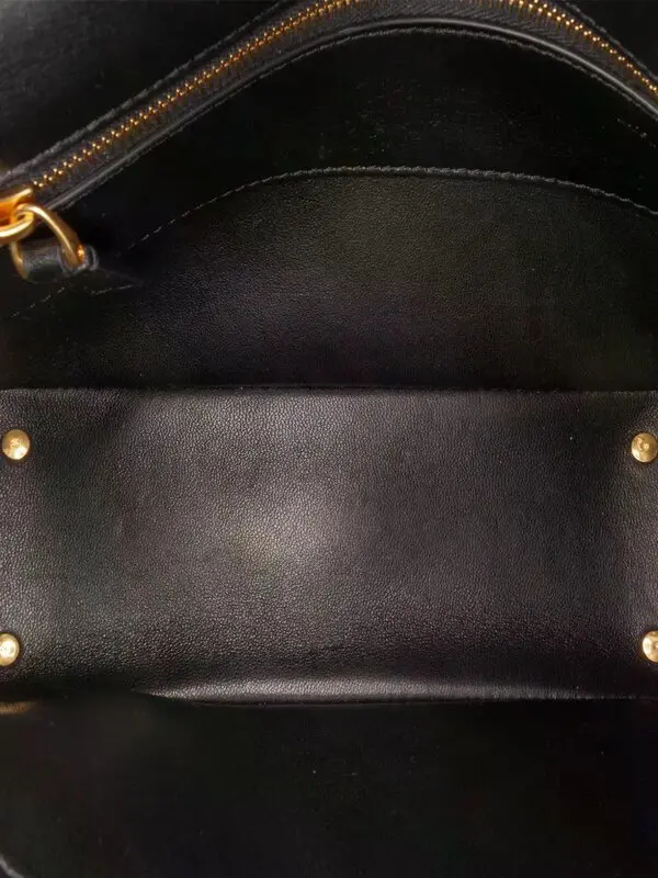 Valentino Garavani Medium Leather Vlogo Chain Shoulder Bag - Black