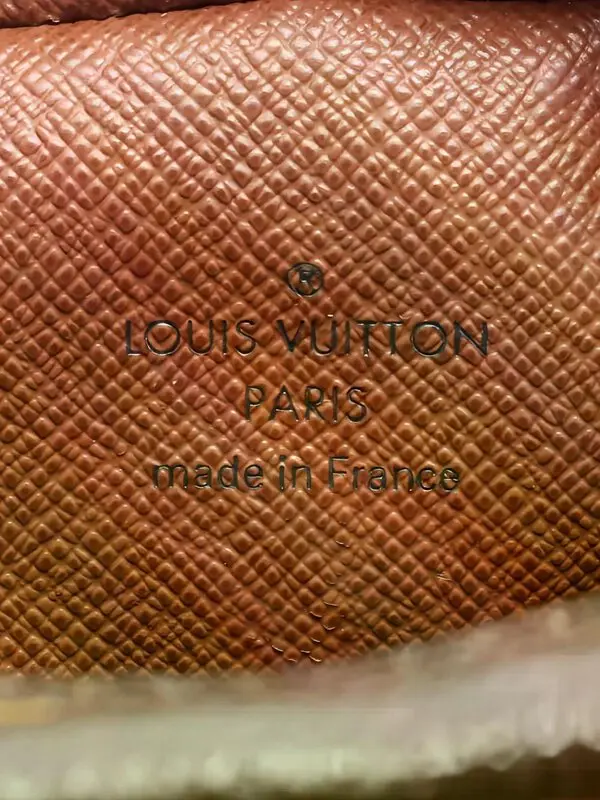 LOUIS VUITTON 2009 Danube Shoulder Bag