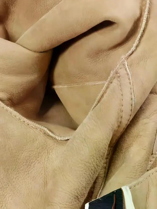 LOUIS VUITTON 2010s Buttoned Shearling Jacket
