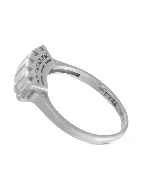 LB EXCLUSIVE Platinum Diamond Ring