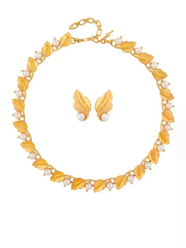 SUSAN CAPLAN 1960s Trifari Leaf Necklace And Earrings Set - Gold