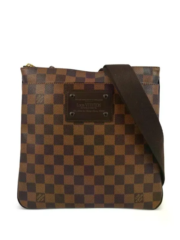 LOUIS VUITTON Pochette Plate Brooklyn Crossbody Bag - Brown
