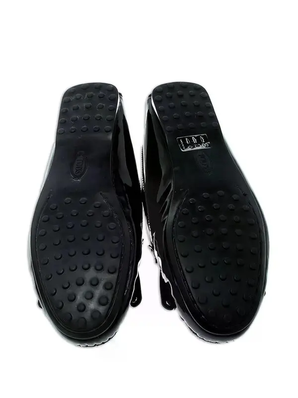 TOD'S Vintage Tassel Loafers - Black