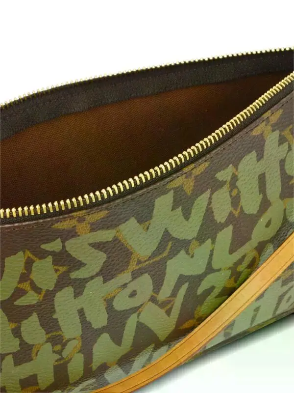 LOUIS VUITTON X Stephen Sprouse Pochette Accessoires Clutch Bag - Green