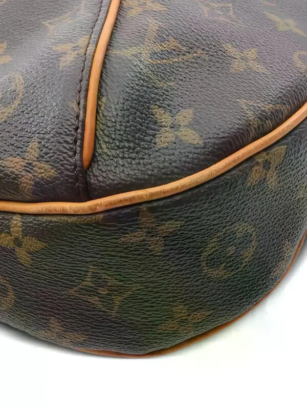 LOUIS VUITTON Thames Gm Shoulder Bag