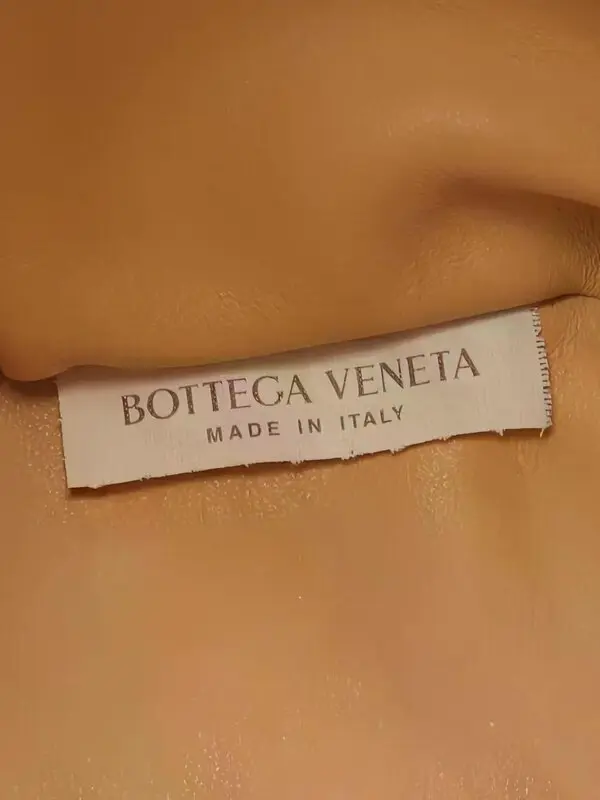 Bottega Veneta Beak Leather Tote Bag - Neutrals