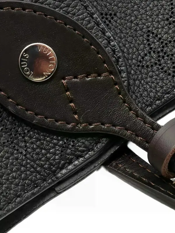 LOUIS VUITTON 2018 Mahina Monogram Leather Handbag - Black