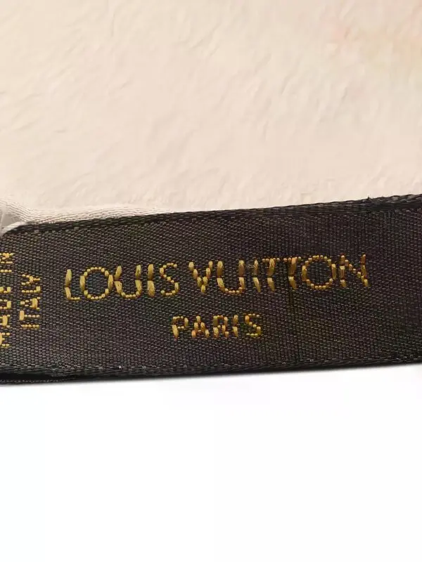 LOUIS VUITTON 2010s Silk Scarf