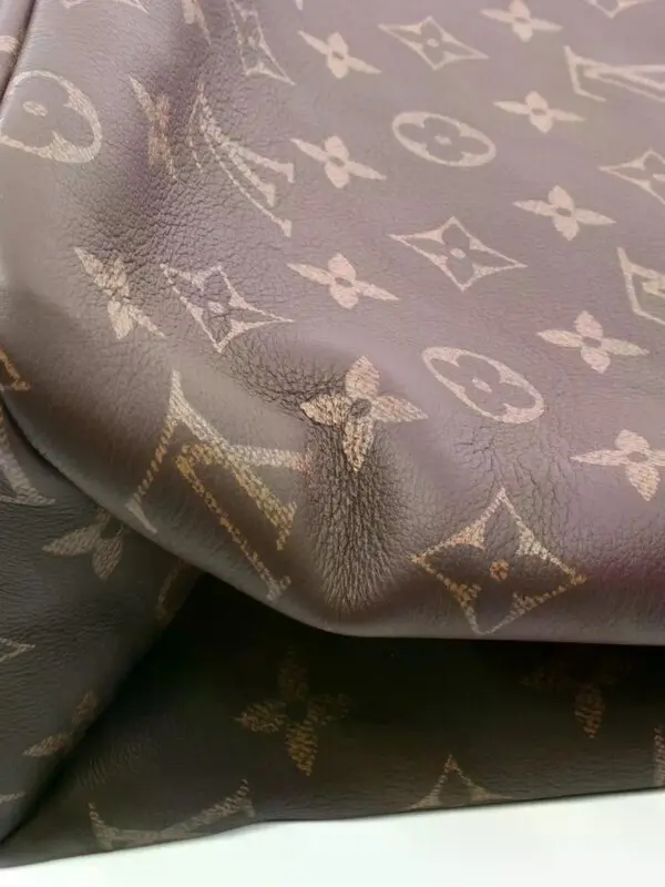 LOUIS VUITTON Monogram Mm Tote Bag