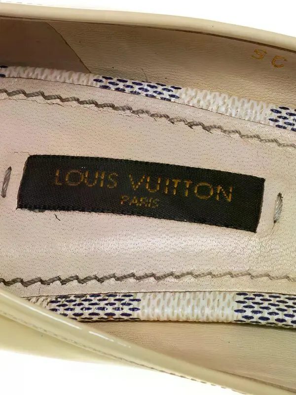 LOUIS VUITTON Bow-detail Heeled Pumps