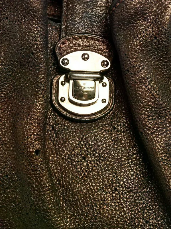 LOUIS VUITTON Textured Leather Shoulder Bag - Brown