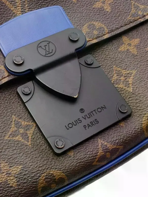 LOUIS VUITTON 2021 S-lock Monogram Messenger Bag