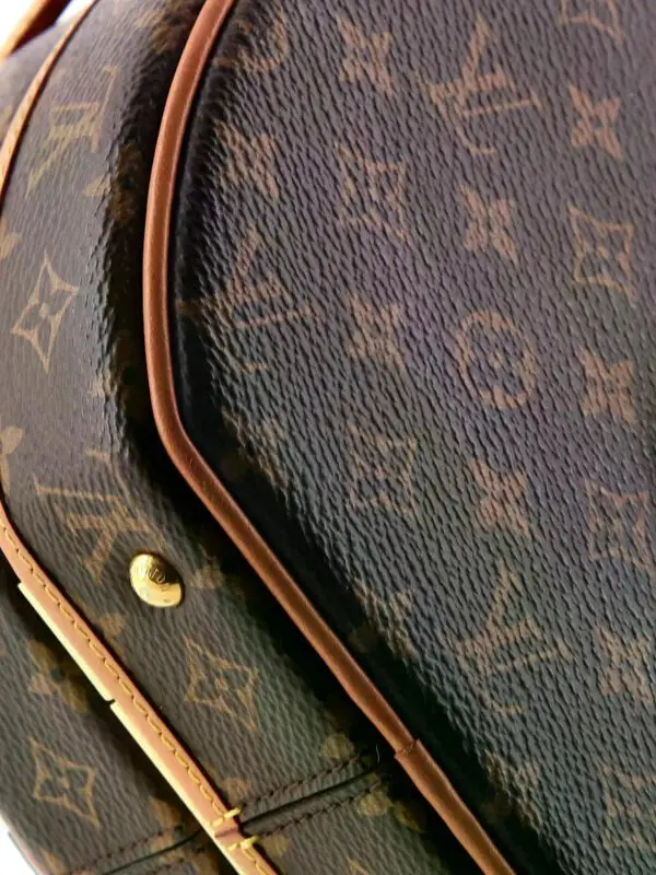 LOUIS VUITTON Small Boîte Chapeau - Brown